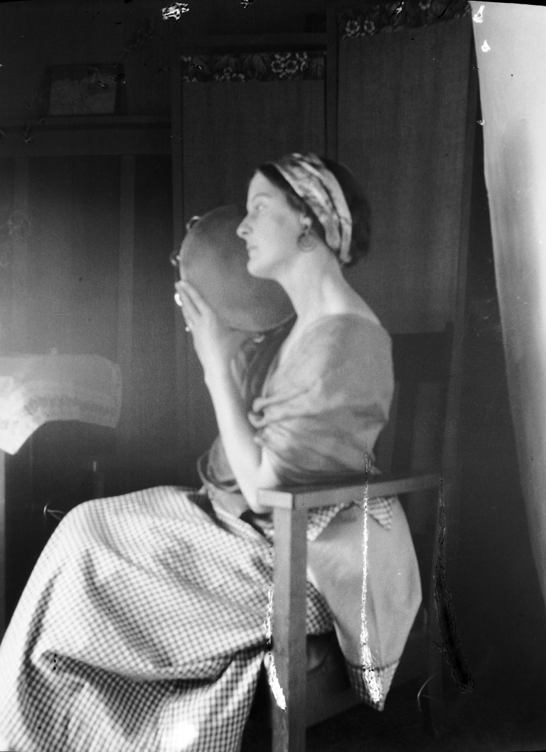 Eutropia Maude – Model | Rosamond Press